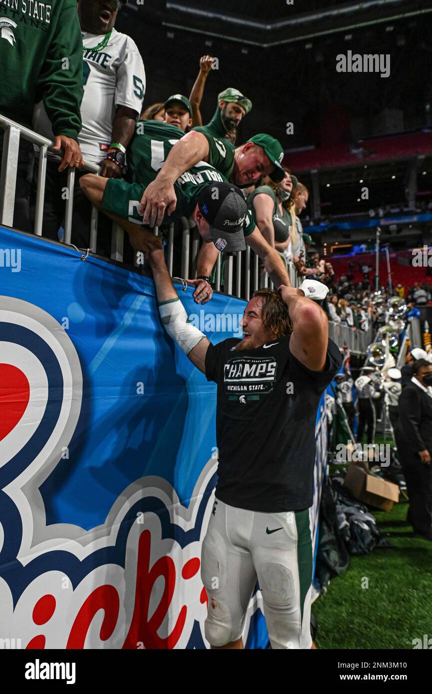 ATLANTA, GA - DECEMBER 30: Linebacker Cal Haladay (27) of the Michigan ...