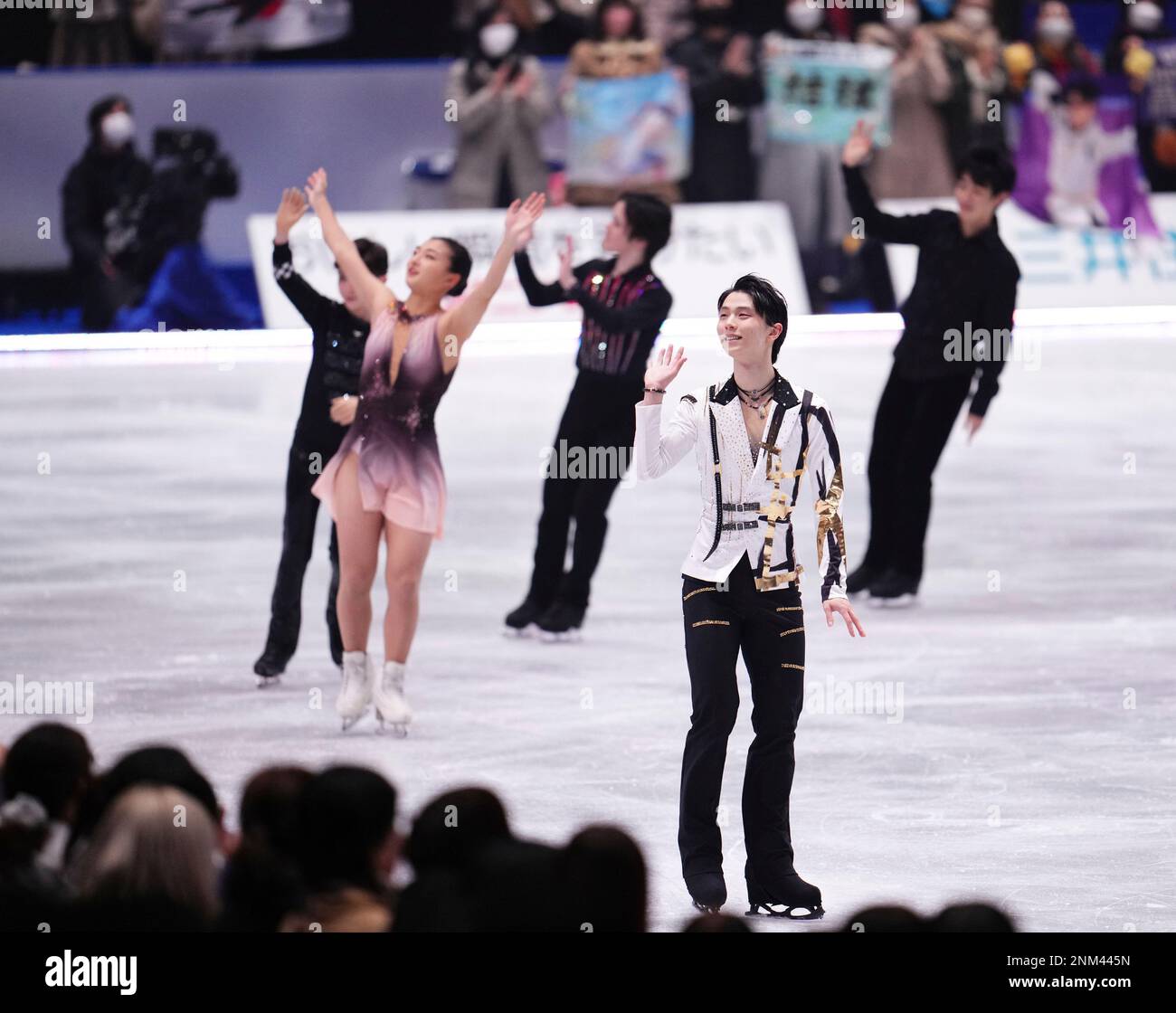 Japanese figure skating star Yuzuru Hanyu (front) performs during the ...