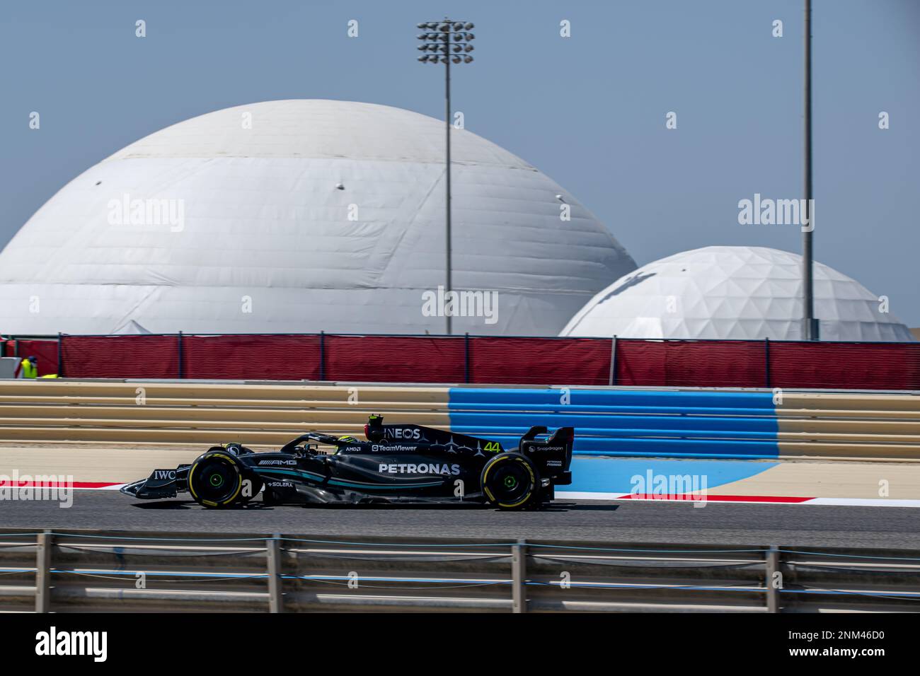 BAHRAIN INTERNATIONAL CIRCUIT, BAHRAIN - FEBRUARY 24: Lewis Hamilton ...
