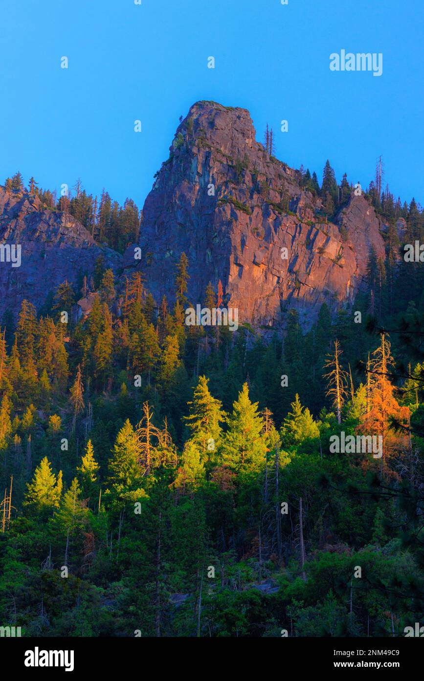 Yosemite valley during sunset from tunnel view. Yosemite national park ...