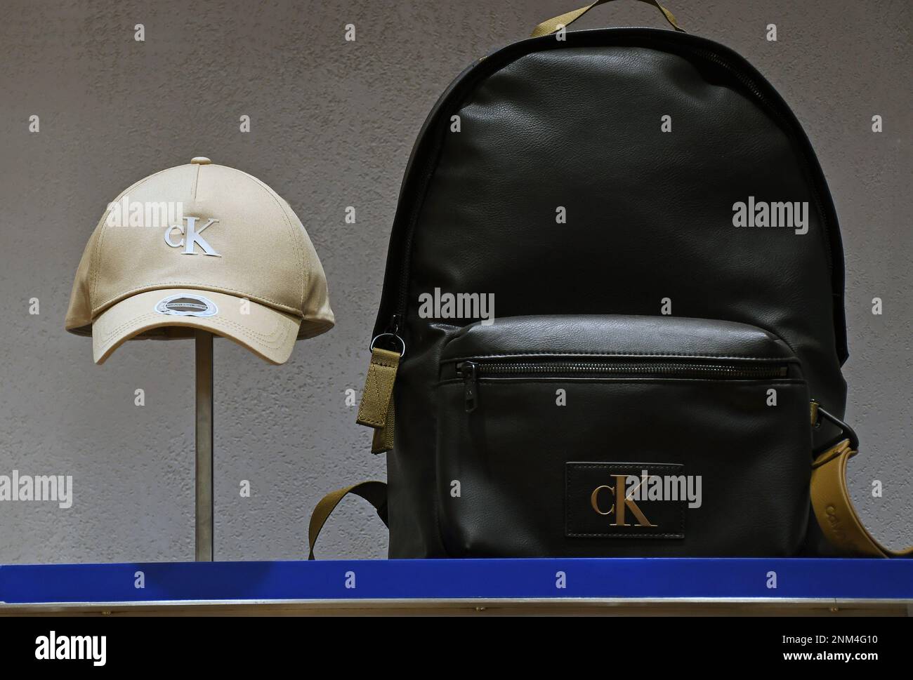 Jio world drive mall hi-res stock photography and images - Alamy