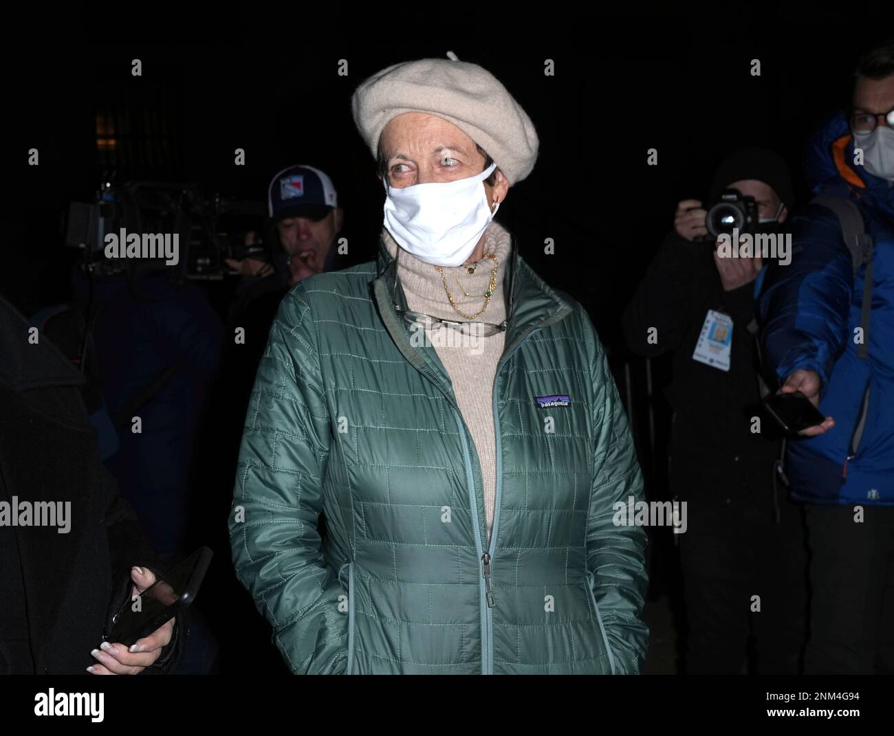 Photo by: John Nacion/STAR MAX/IPx 2021 12/21/21 Isabel Maxwell (sister ...