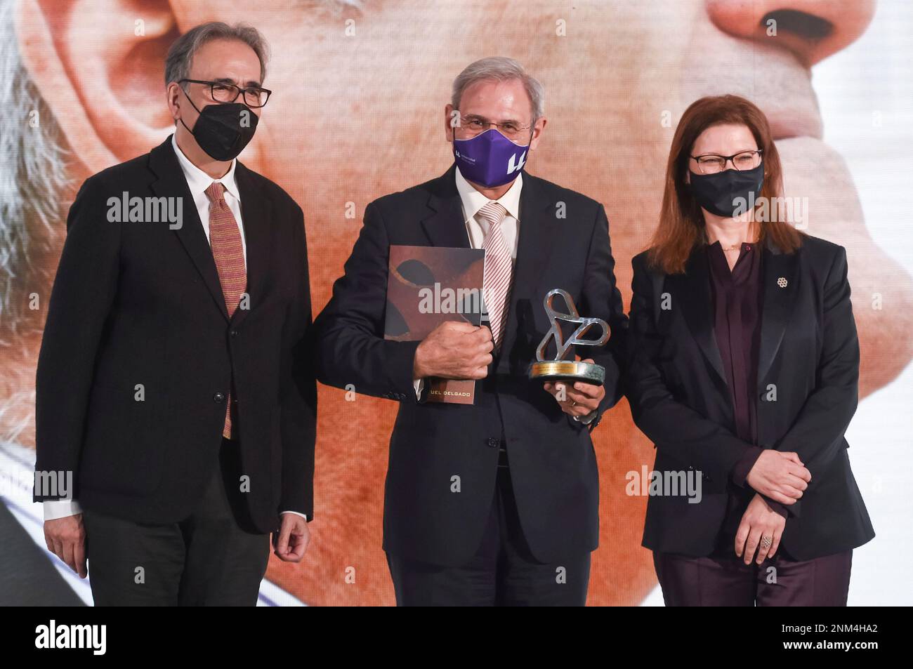 (L-R) The new Minister of Universities, Joan Subirats; Professor Emilio ...
