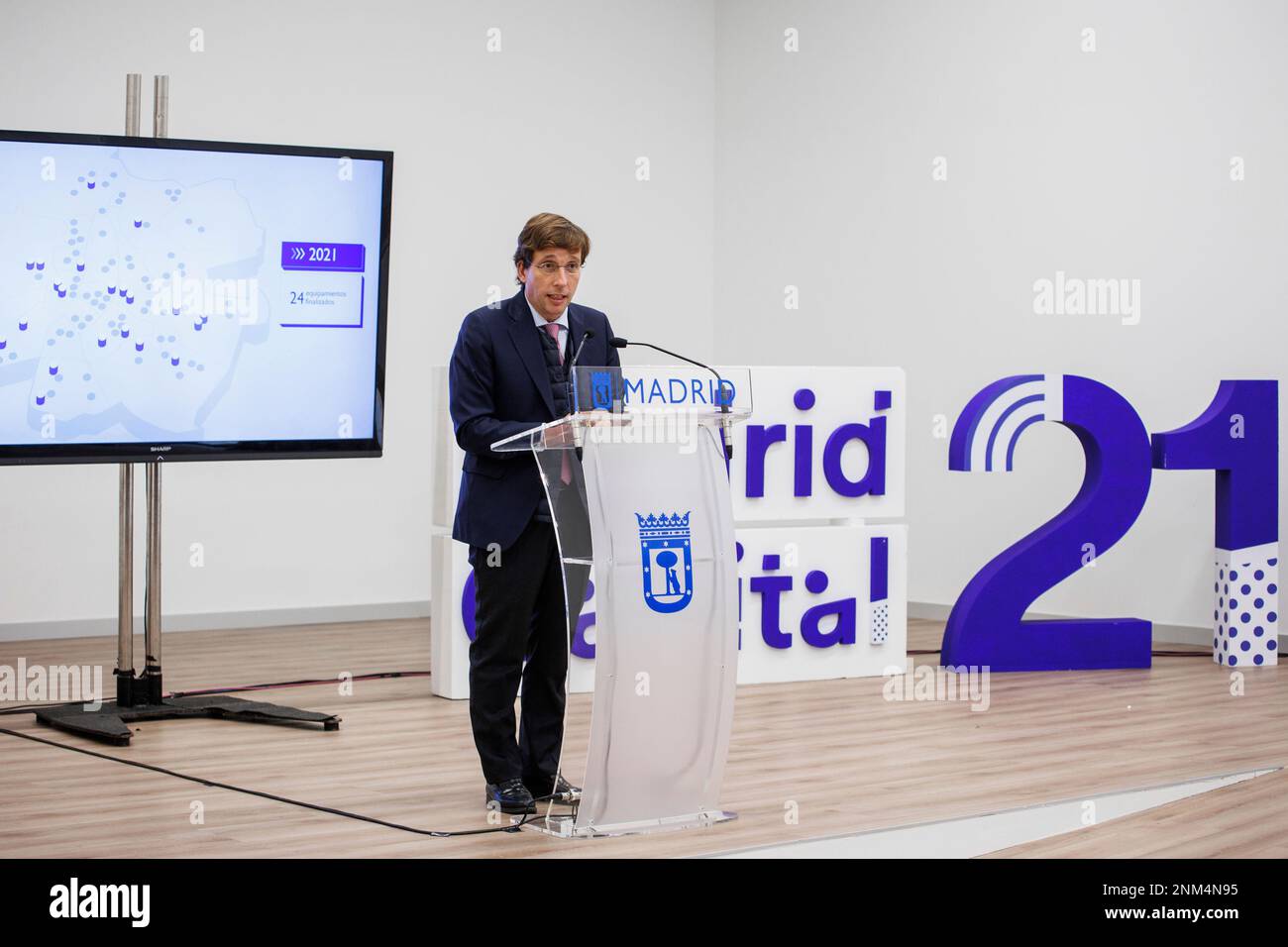 The Mayor of Madrid, José Luis Martínez-Almeida, takes stock of the ...
