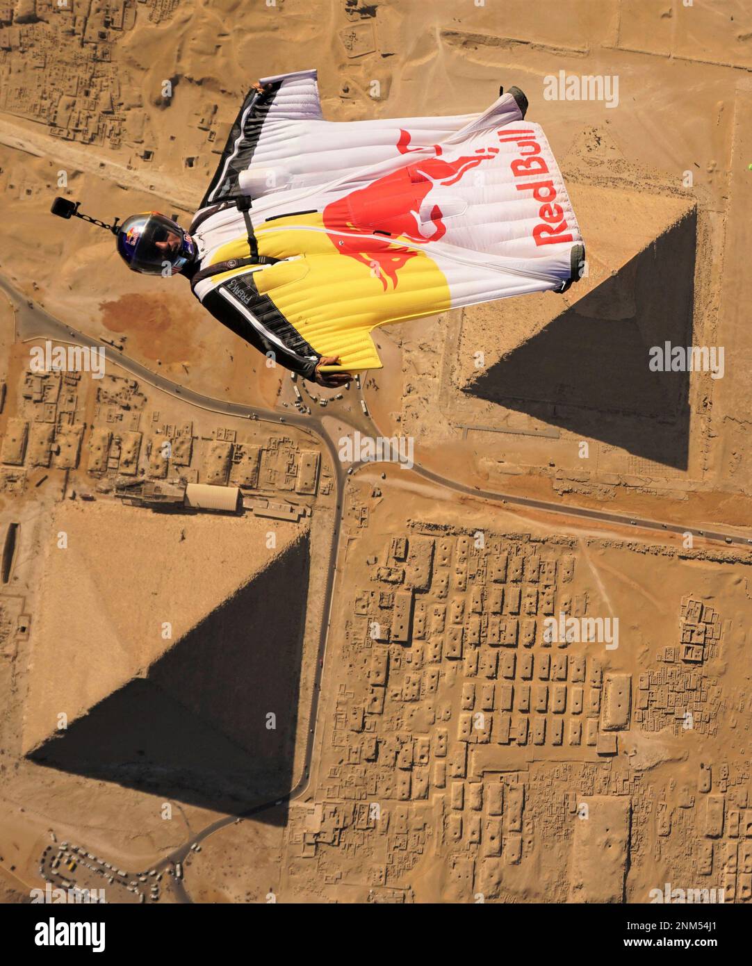 Fred Fugen has flown closer to the pyramids of Giza than any wingsuit ...