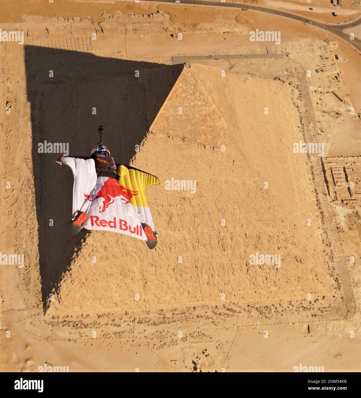 Fred Fugen has flown closer to the pyramids of Giza than any wingsuit ...
