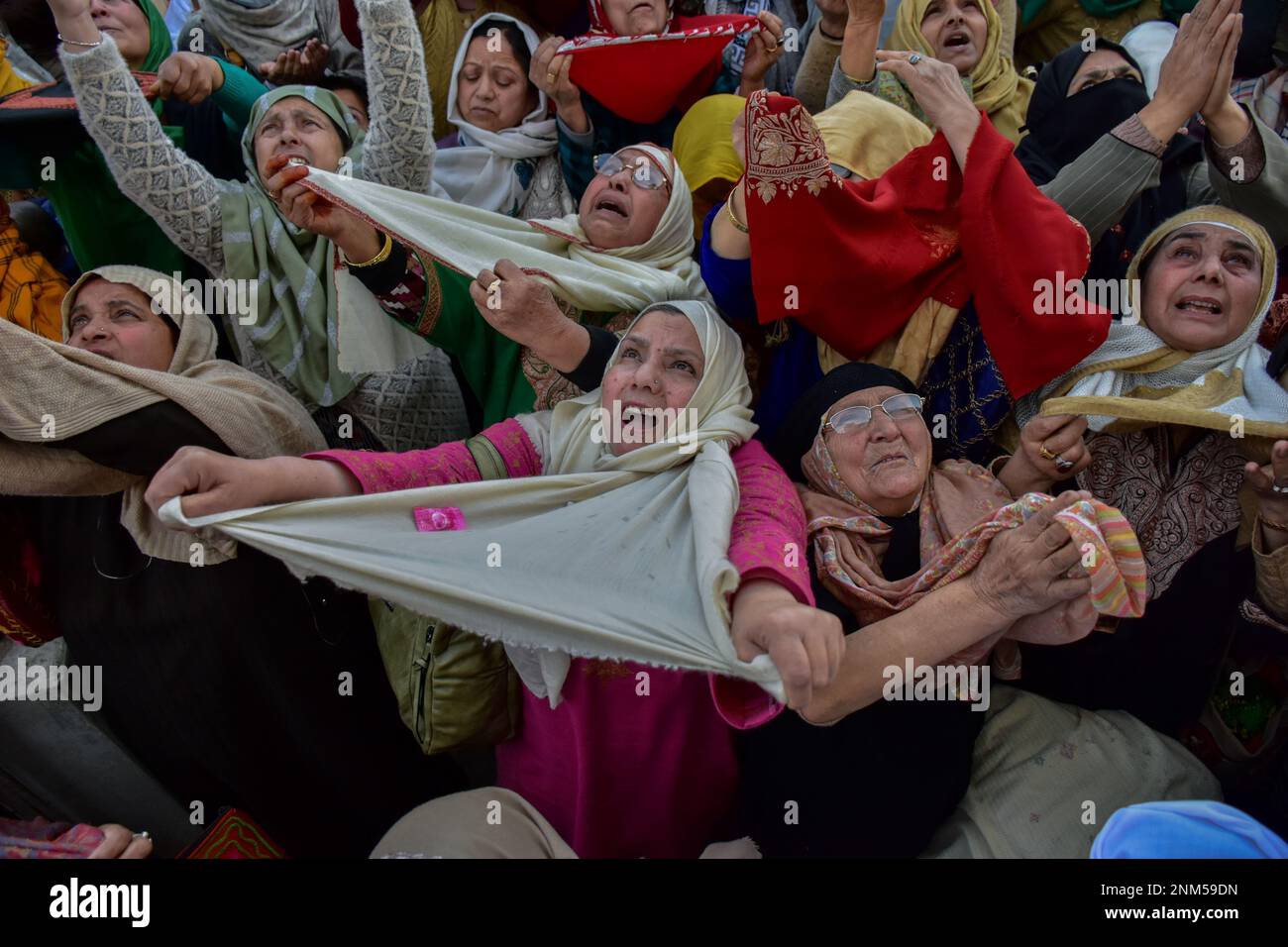 Srinagar, India. 24th Feb, 2023. Kashmiri Muslim devotees pray upon ...
