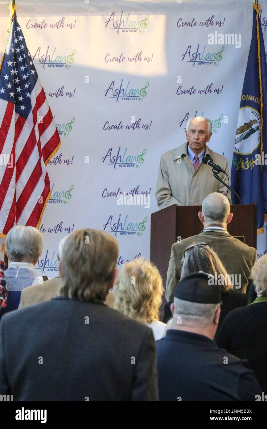 Former Governor Steve Beshear, father of current Gov. Andy Beshear ...