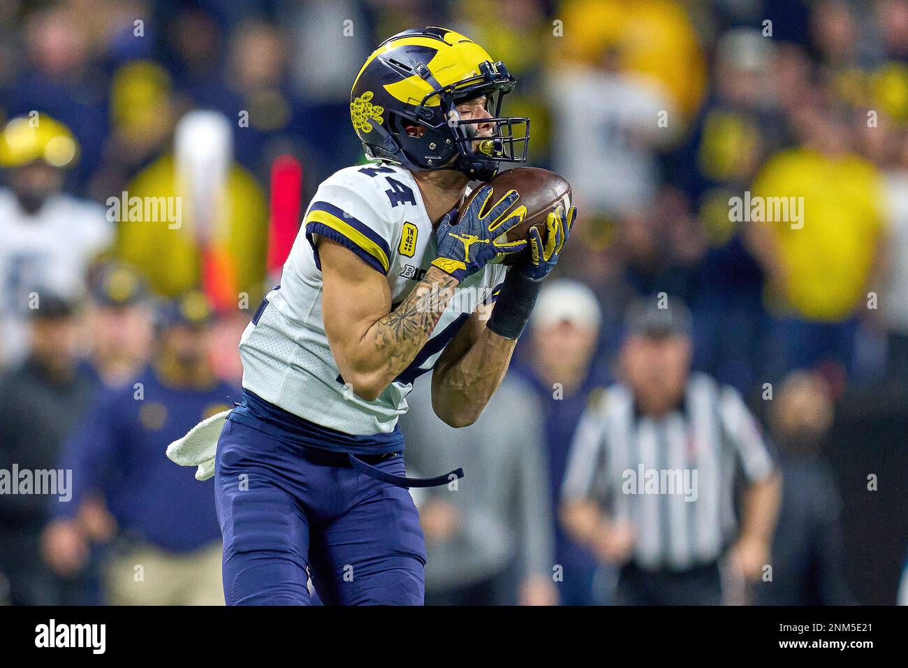 INDIANAPOLIS, IN - DECEMBER 04: Michigan Wolverines wide receiver Roman ...