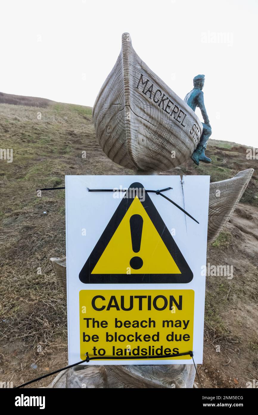 Landslide caution sign hi-res stock photography and images - Alamy