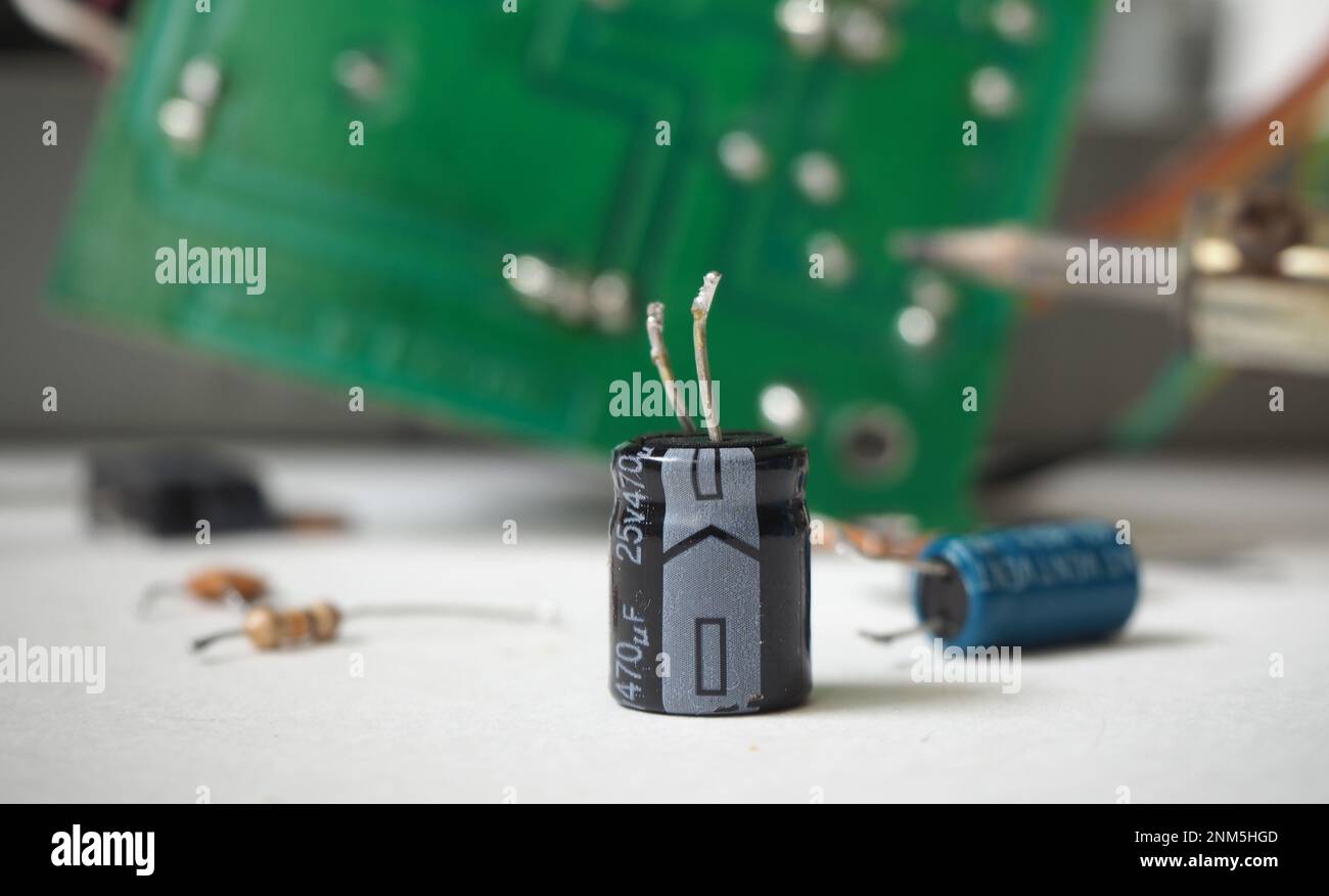 Capacitor hi-res stock photography and images - Alamy