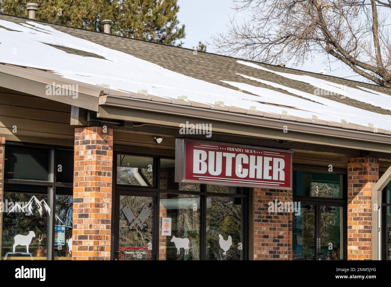 Store co traditional hi-res stock photography and images - Alamy