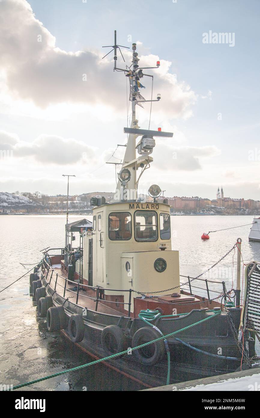 Ship docked on Norr Mälarstrand in the Riddarfjärden, stockholm, sweden ...