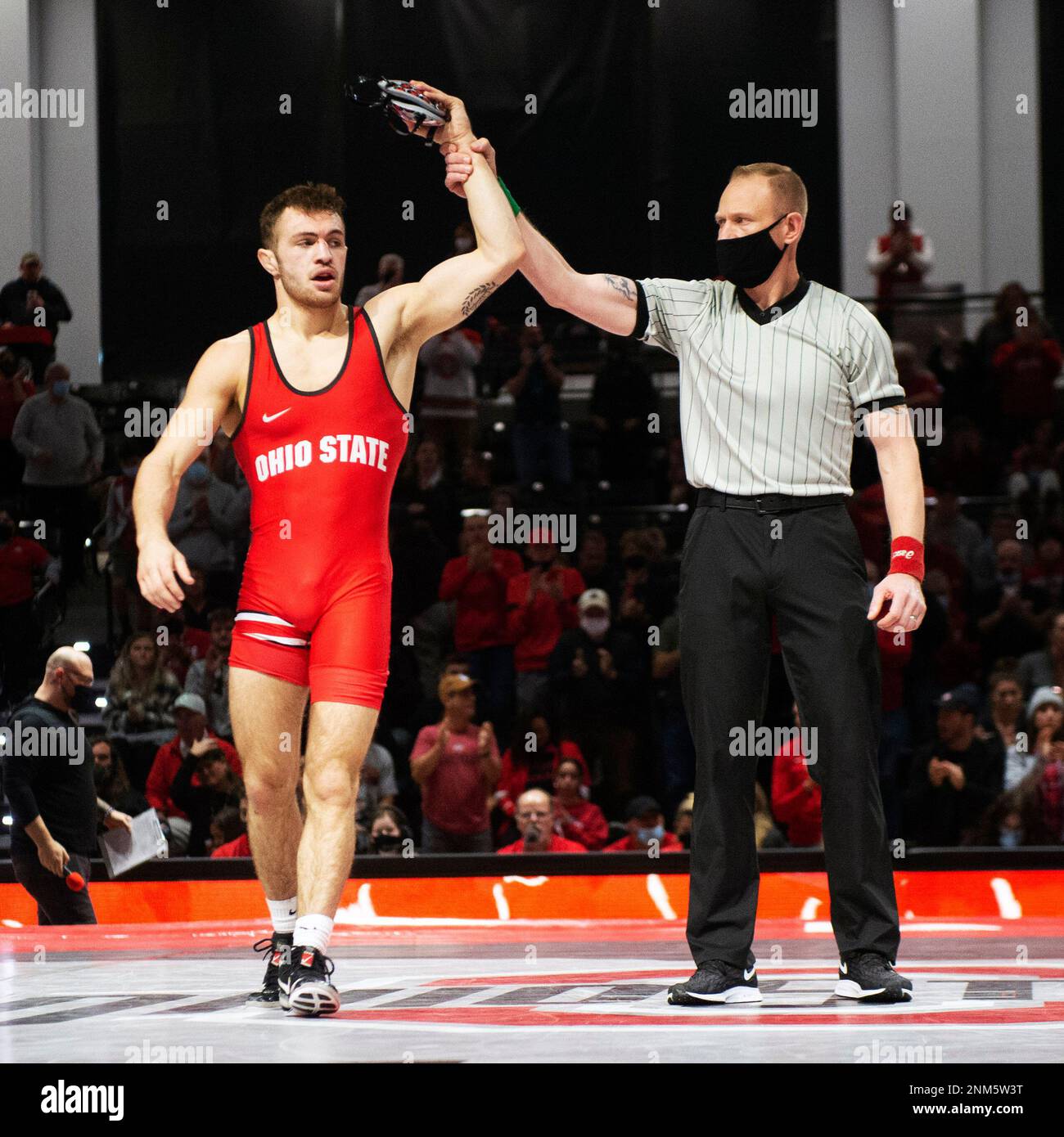 December 12, 2022: Ohio State Buckeyes Dylan D'Emilio (red) defeats ...