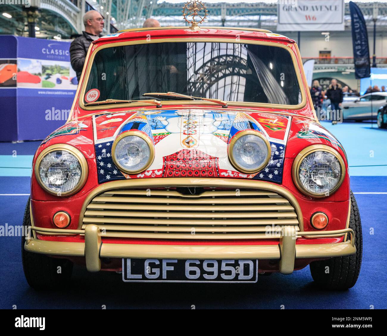 Beatles with mini hi-res stock photography and images - Alamy