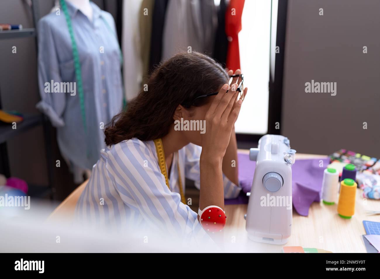 African tailor sitting table hi-res stock photography and images - Alamy