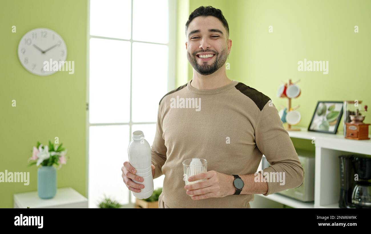 Milk concentrate hi-res stock photography and images - Alamy