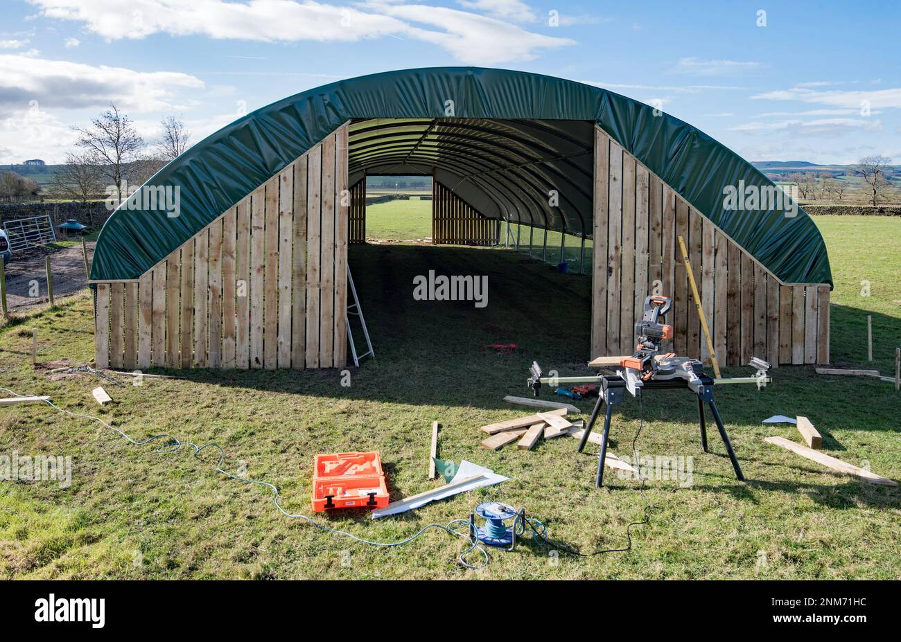 Lambing polytunnel hi-res stock photography and images - Alamy