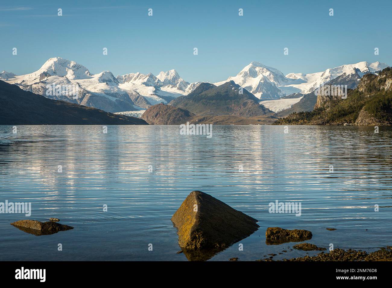 Cordillera Darwin, in Ainsworth Bay, PN Alberto de Agostini, Tierra del ...