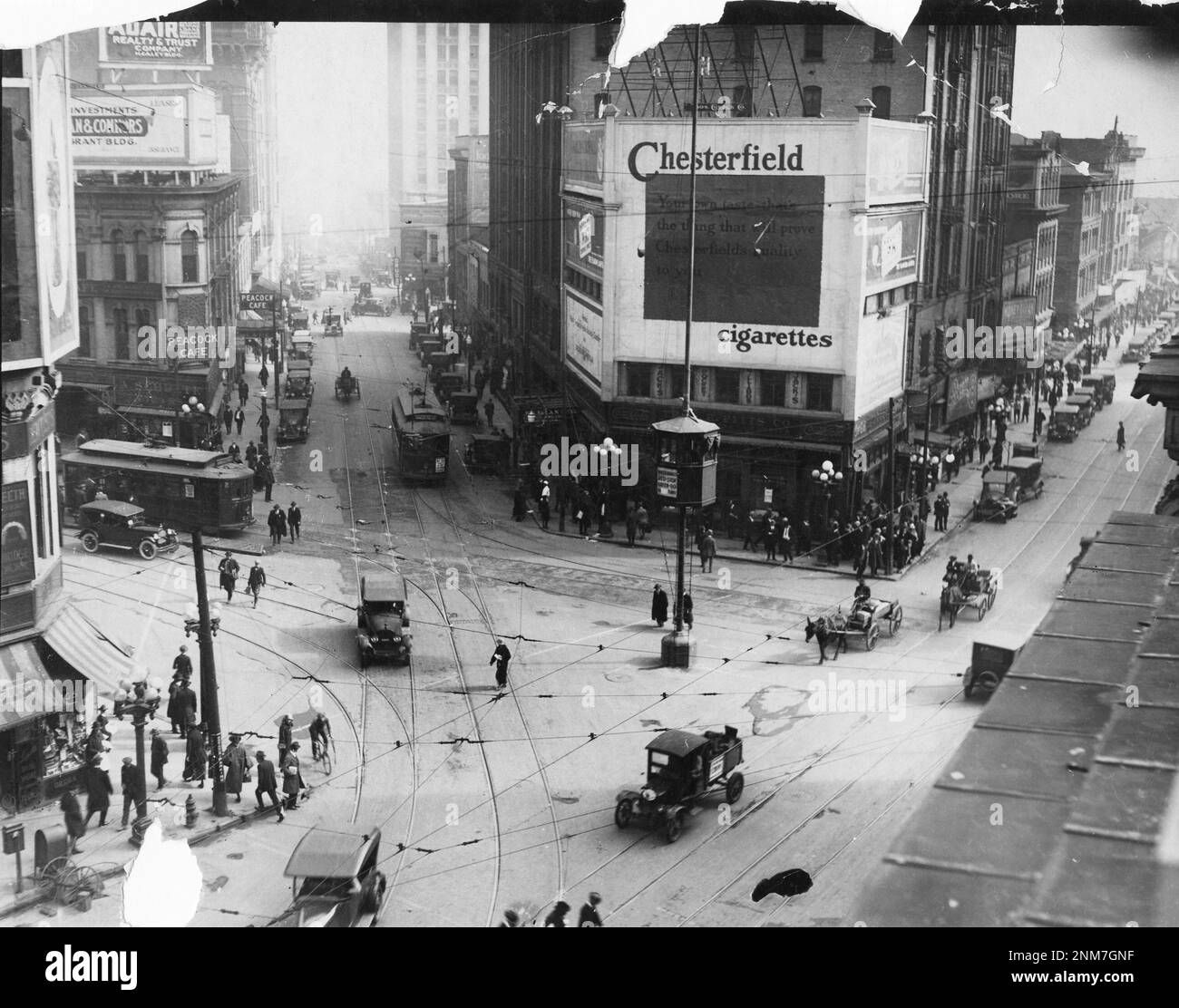 Five Points intersection in downtown Atlanta, 1920s (Atlanta Journal ...