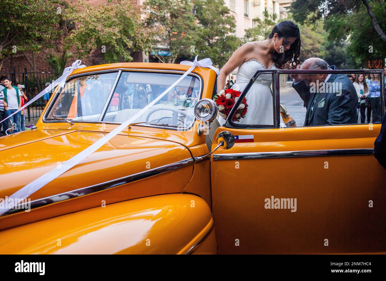 wedding in Vera Cruz Church, Lastarria neighborhood, Santiago. Chile ...