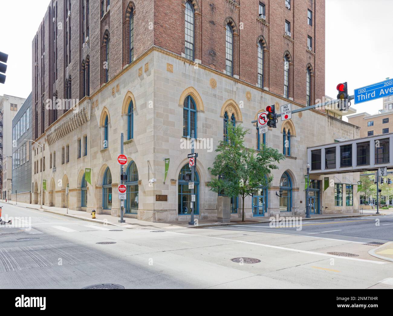 Pittsburgh Downtown: Lawrence Hall is a gothic-styled brick high-rise ...