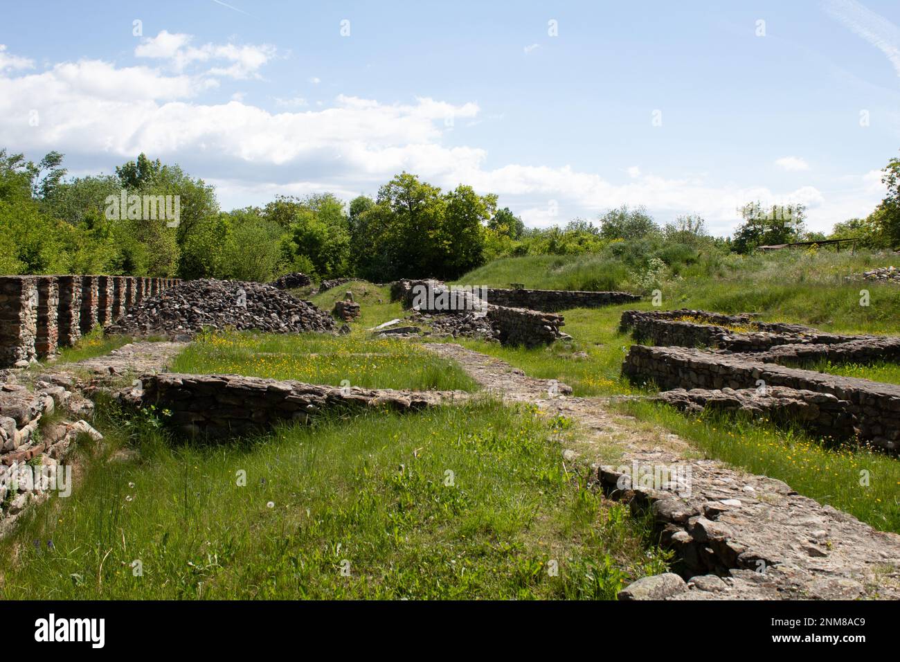 Ancient Roman ruins at Colonia Ulpia Traiana Augusta Dacica ...