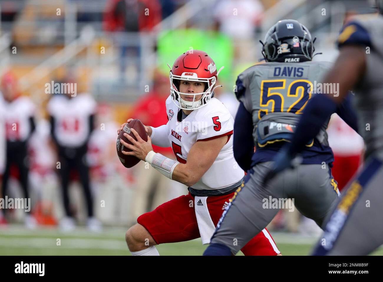 KENT, OH - NOVEMBER 27: Miami RedHawks quarterback Brett Gabbert (5 ...