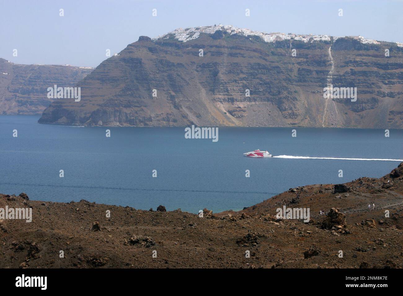 Santorini volcano hi-res stock photography and images - Alamy