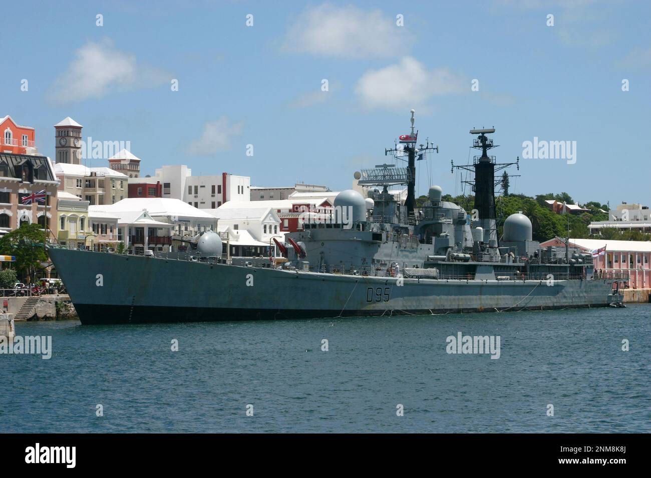Royal navy d95 hi-res stock photography and images - Alamy