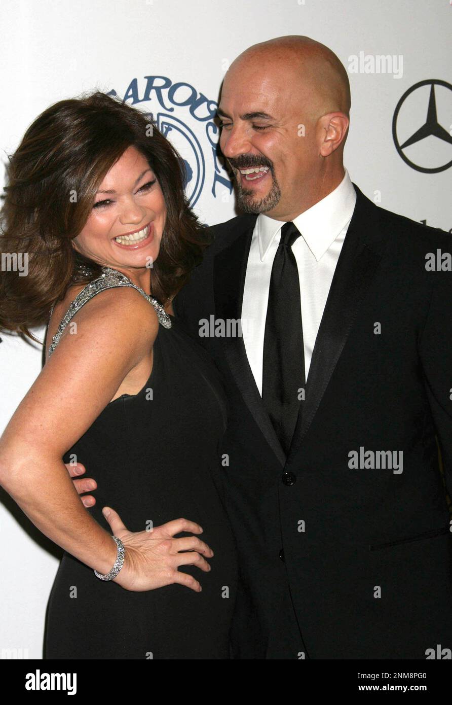 NOVEMBER 24th 2021: Actress Valerie Bertinelli reportedly files for ...