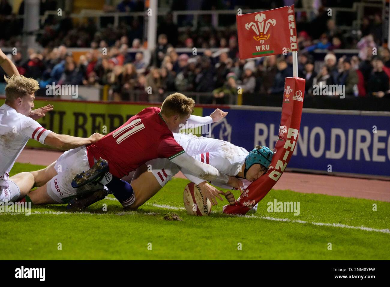 Josh Hathaway of England U20's touches down in the corner for a try ...