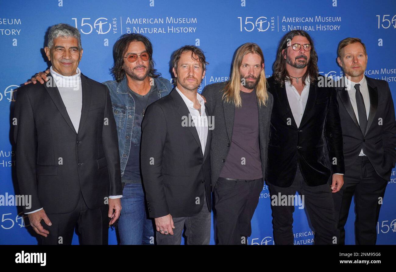Photo by: zz/John Nacion/STAR MAX/IPx 2021 11/18/21 Pat Smear, Rami ...