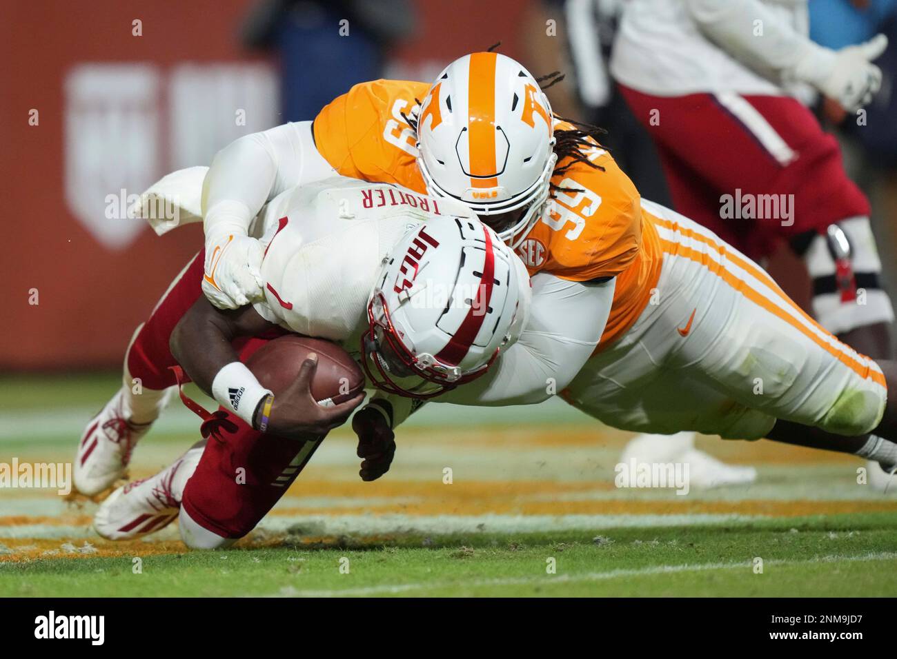 November 20, 2021: Kurott Garland #99 of the Tennessee Volunteers ...