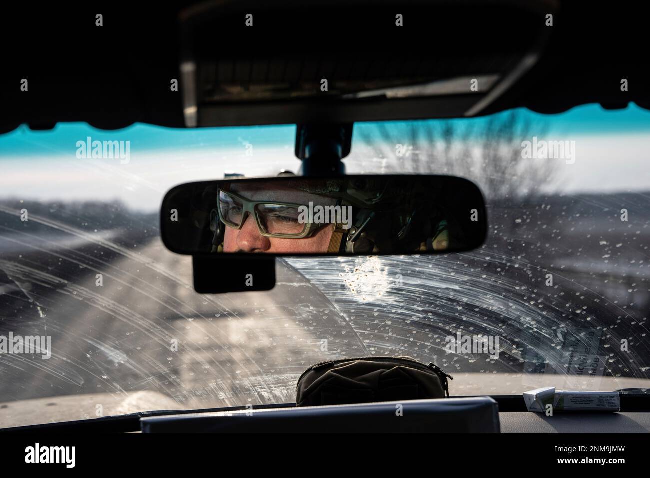 A Ukrainian serviceman aka Expert of Rapid Operational Response Unit ...