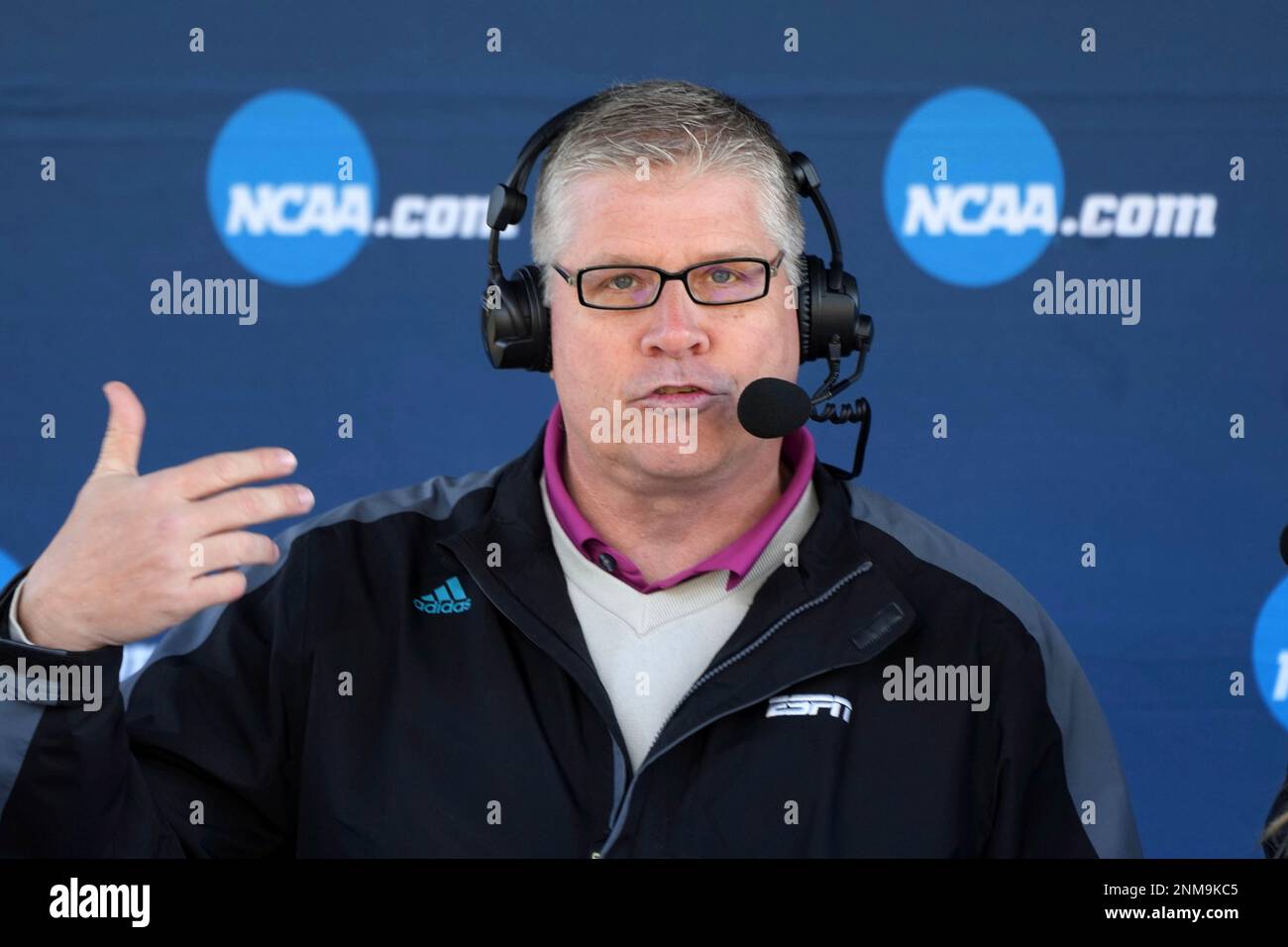ESPN broadcaster John Anderson during the NCAA cross country ...