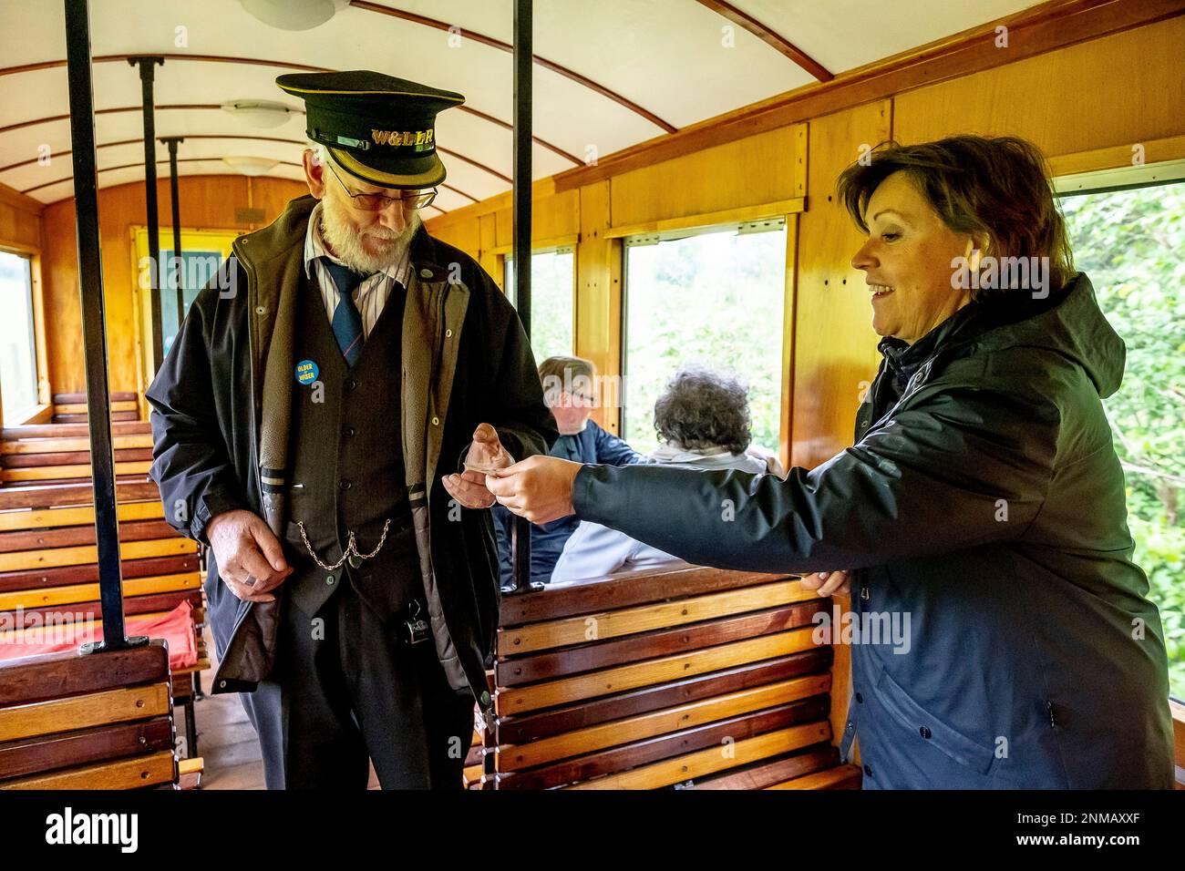 Welshpool raven square station hi-res stock photography and images - Alamy