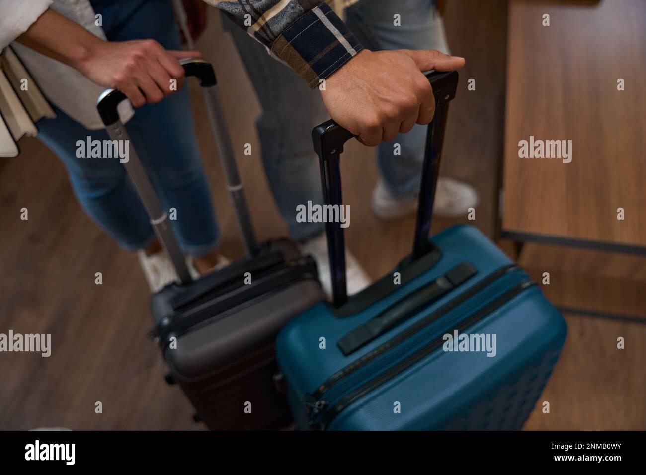 Retractable handles hi-res stock photography and images - Alamy