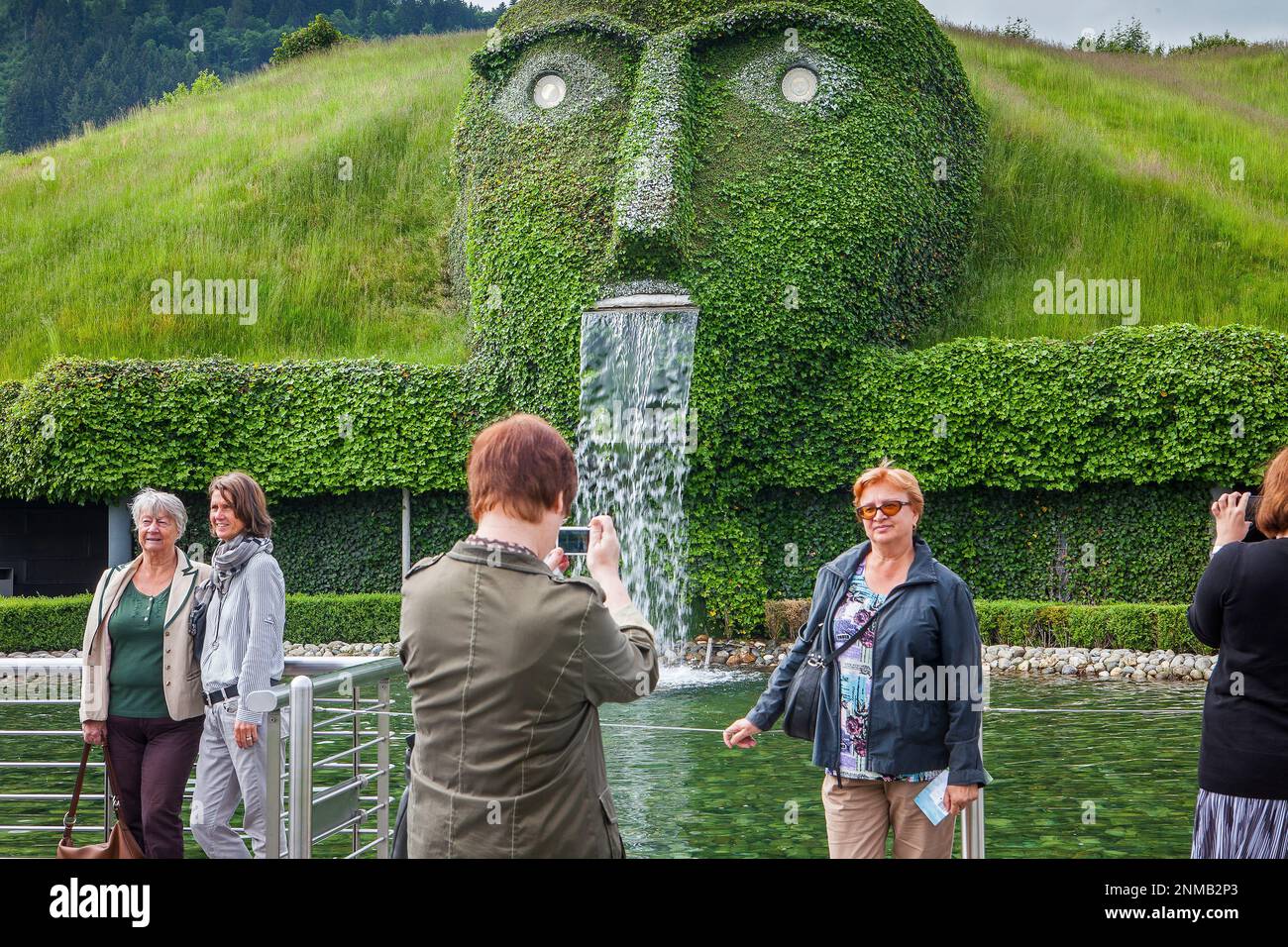 The Giant, entrance to Chambers of Wonder, Swarovski Kristallwelten ...