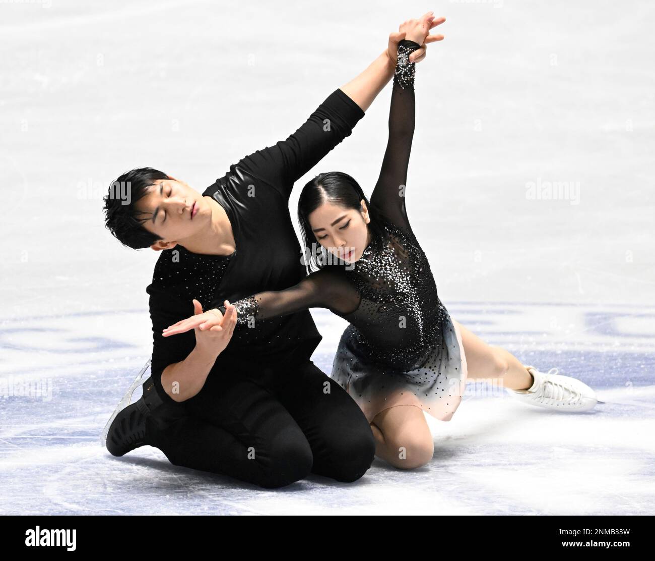 Japanese Riku Miura and Ryuichi Kihara perform during the Pairs Free at Yoyogi National Stadium ...