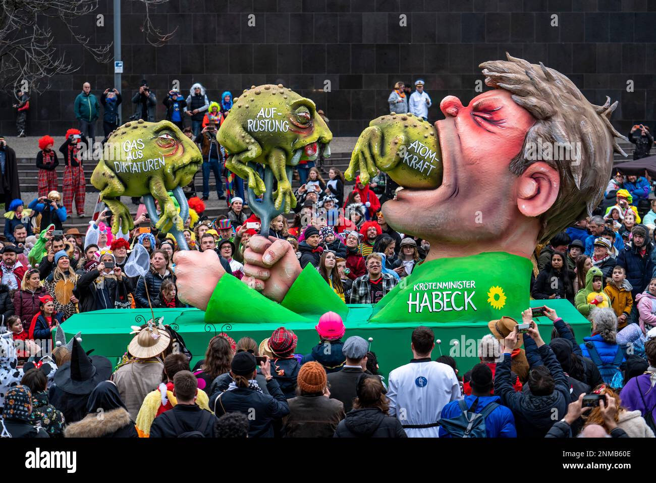 Rose Monday procession in Düsseldorf, street carnival, motif floats in carnival, by float ...