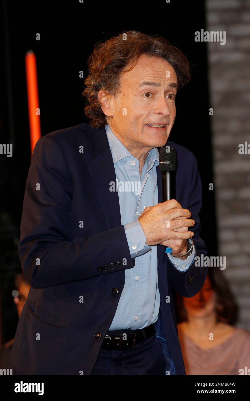 Host and TV presenter Giovanni di Lorenzo attends the „3 after 9“ Talk ...