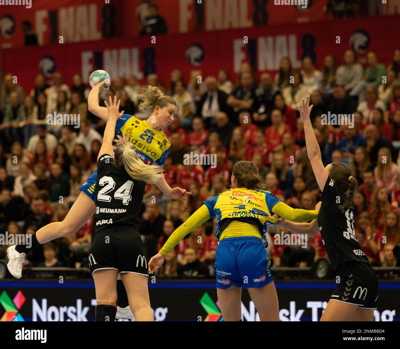 Mia zschocke hi-res stock photography and images - Alamy