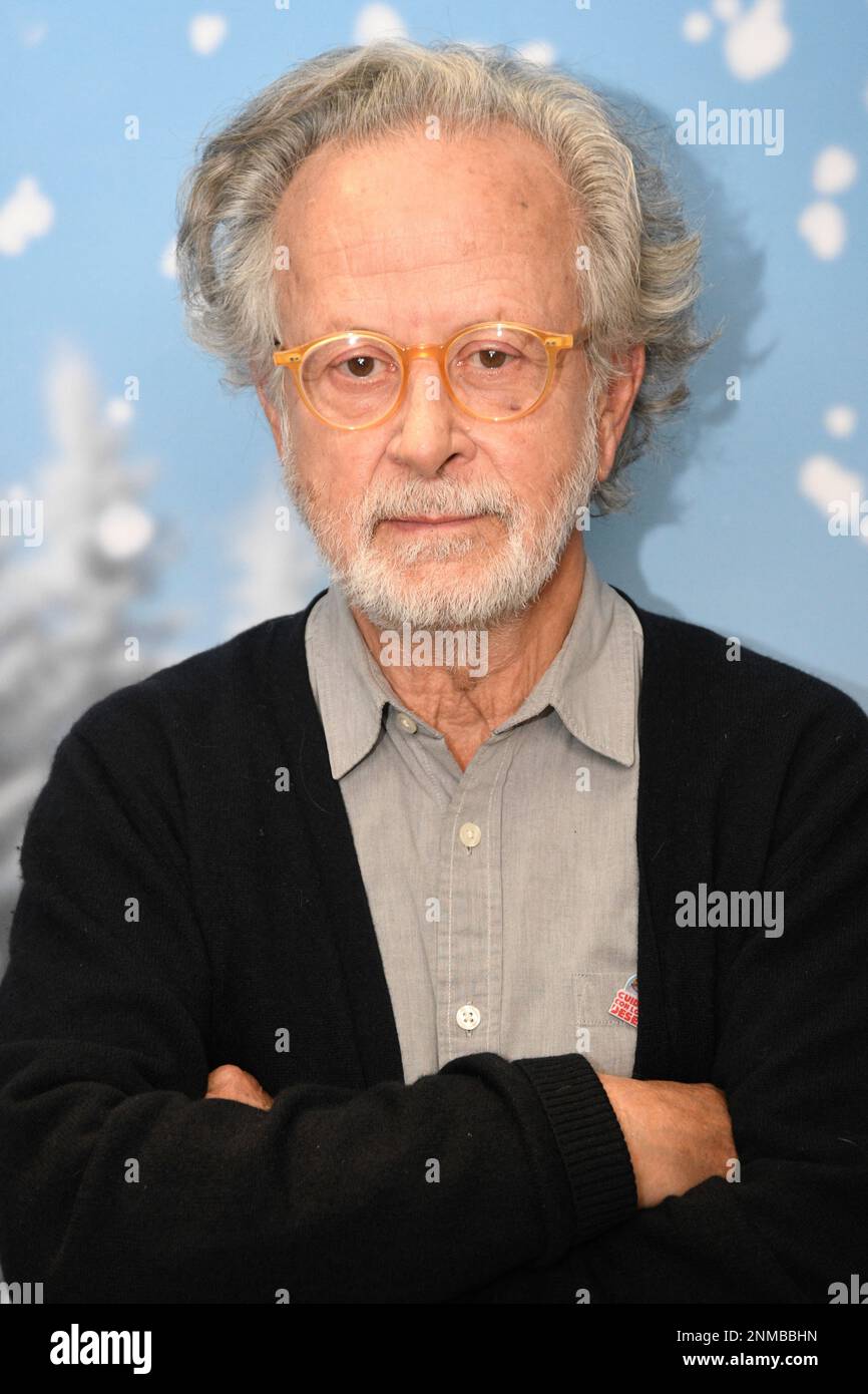 The director Fernando Colomo poses at photocall at the presentation of ...