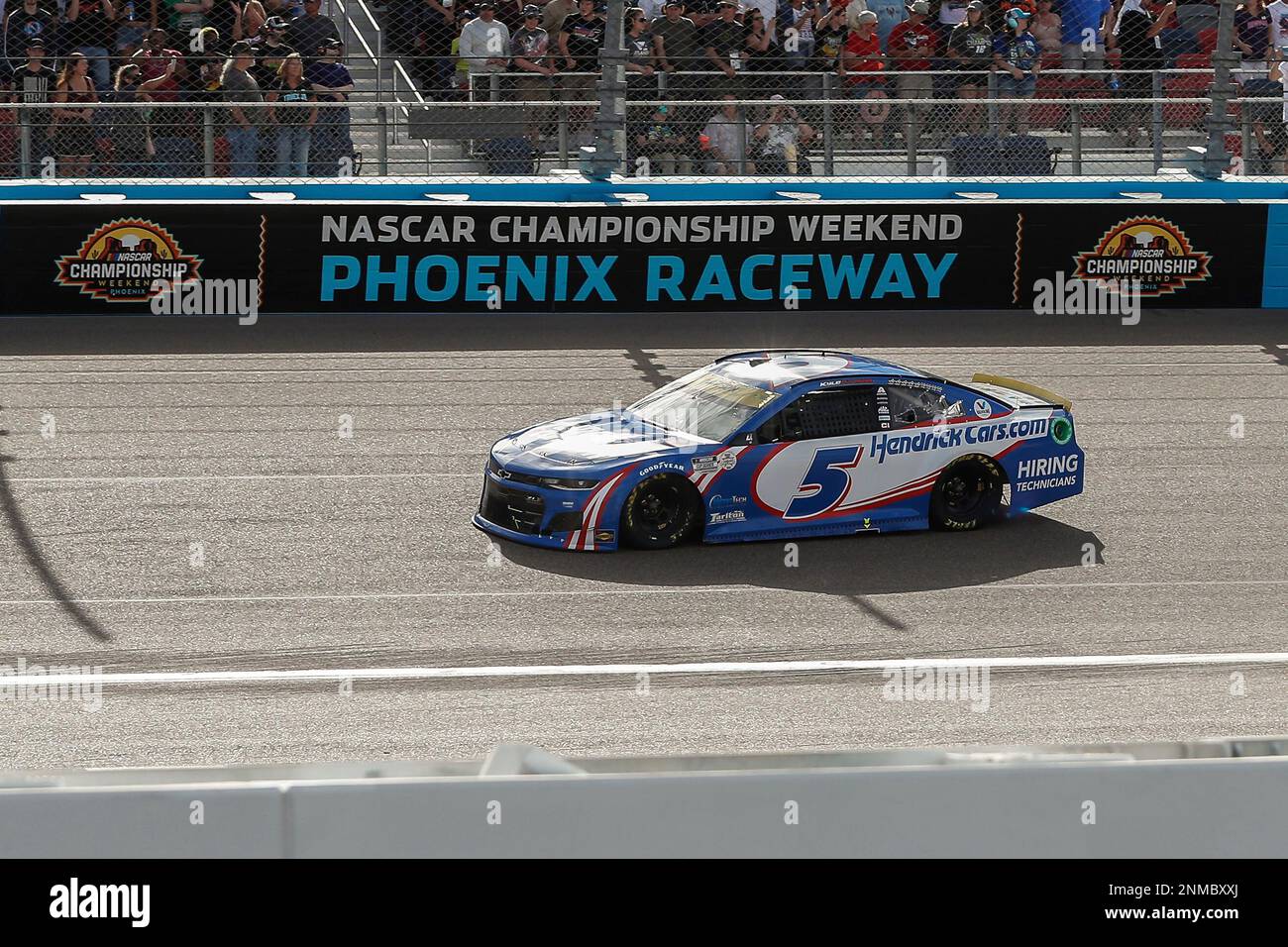 AVONDALE, AZ - NOVEMBER 07: #5: Kyle Larson, Hendrick Motorsports ...