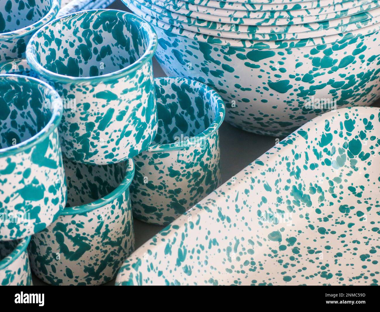 Set of Dinnerware on Display for Sale Stock Photo - Alamy