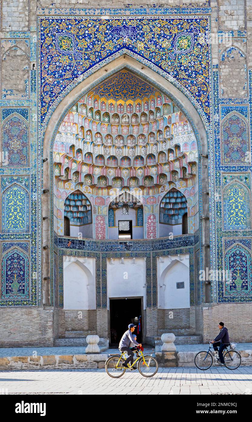 main gate, Abdul Aziz Khan Medressa, Bukhara, Uzbekistan Stock Photo ...