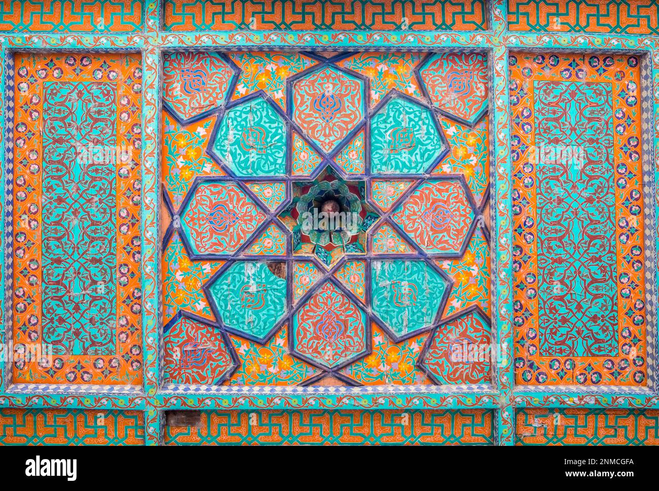Detail of wood ceiling in Tosh-Hovli Palace, Khiva, Uzbekistan Stock ...