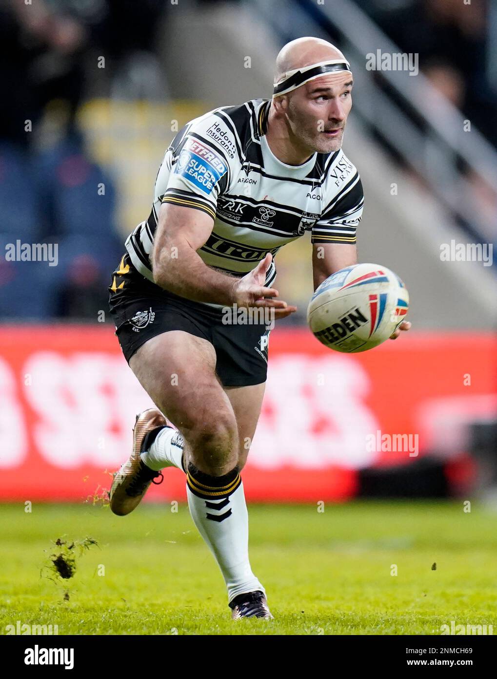Hull FC's Danny Houghton during the Betfred Super League match at ...
