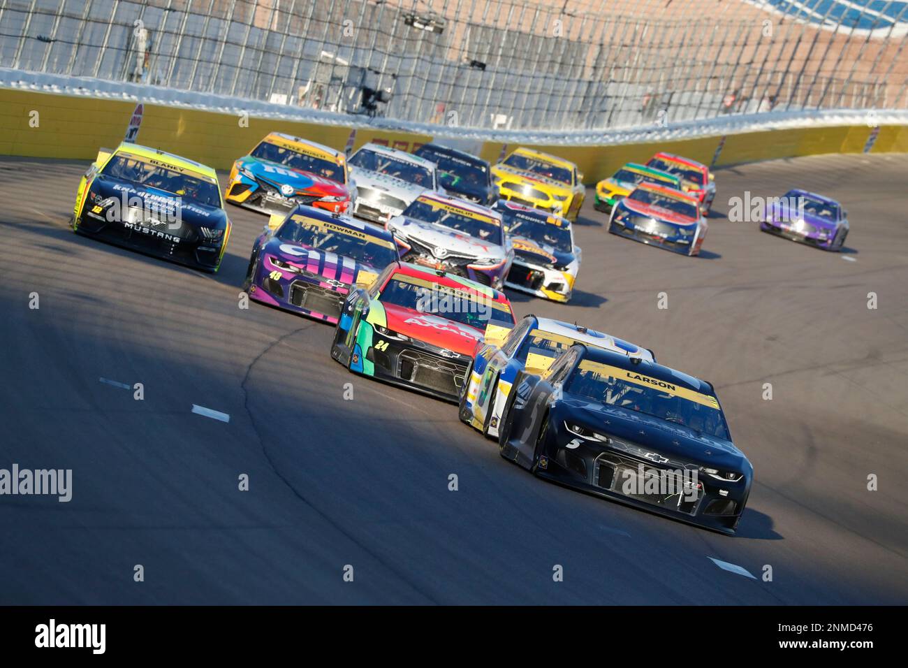 LAS VEGAS, NV - SEPTEMBER 26: Kyle Larson, driver of the #5 Hendrick ...